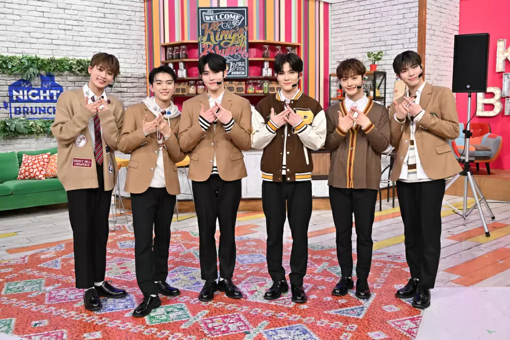 JO1・INIに続く新グローバルボーイズグループDXTEENがデビュー曲をフルサイズテレビ初披露!｜TBSテレビ