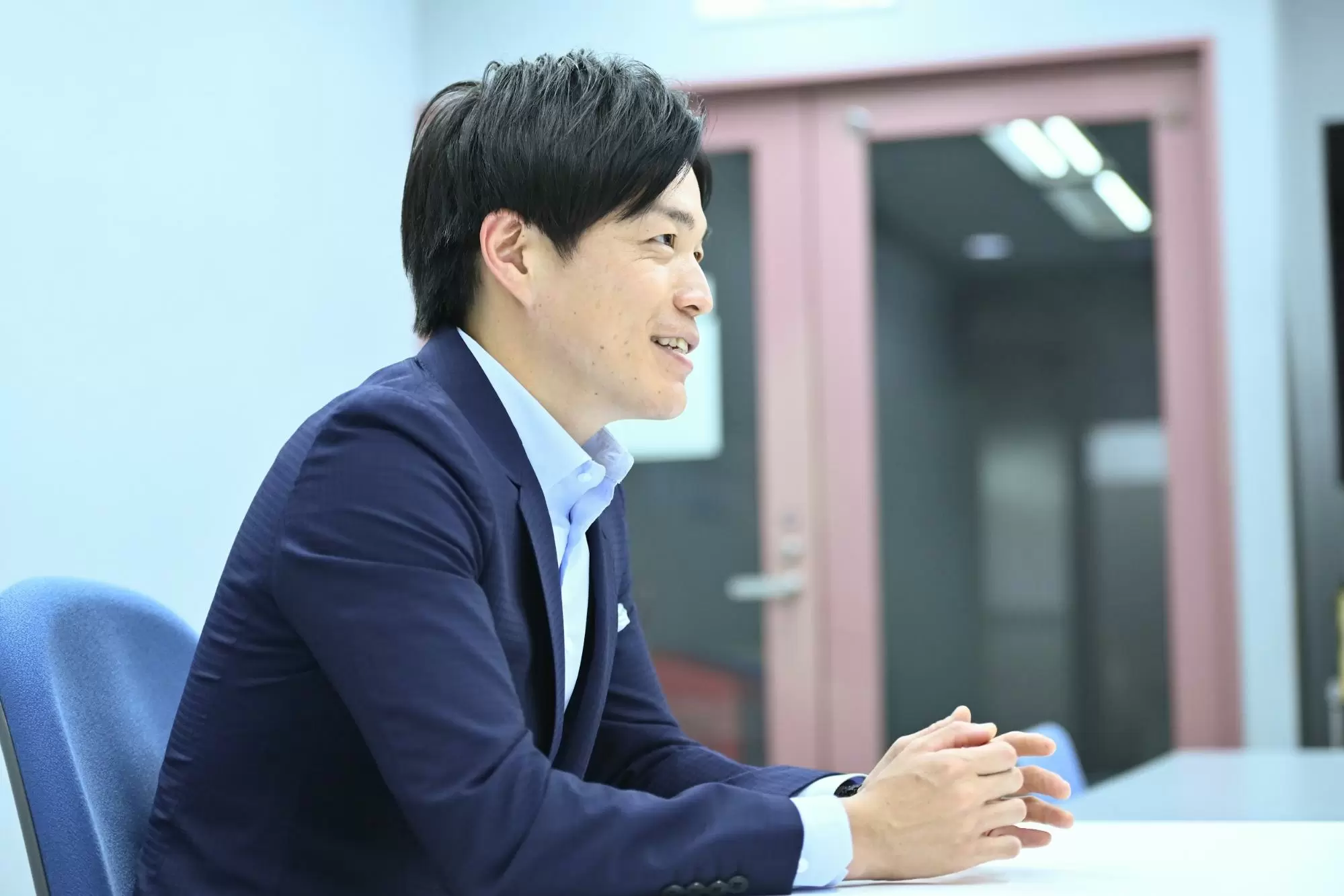 ラヴィット！のB'zモノマネで話題の南波雅俊アナが語る、TBS入社の経緯とWBC実況の裏側｜TBSテレビ